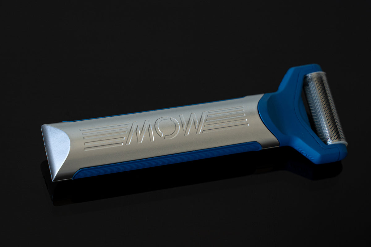 MOW Shaving the electric razor with the patented Rolling Head – MOW ™️